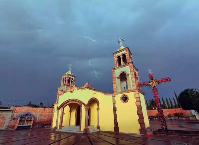 Iglesia De La Virgen De Guadalupe | Iglesia en Minillas, Guanajuato