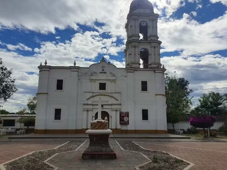 Templo San Pedro Apóstol | Iglesia en Tepec, Jalisco